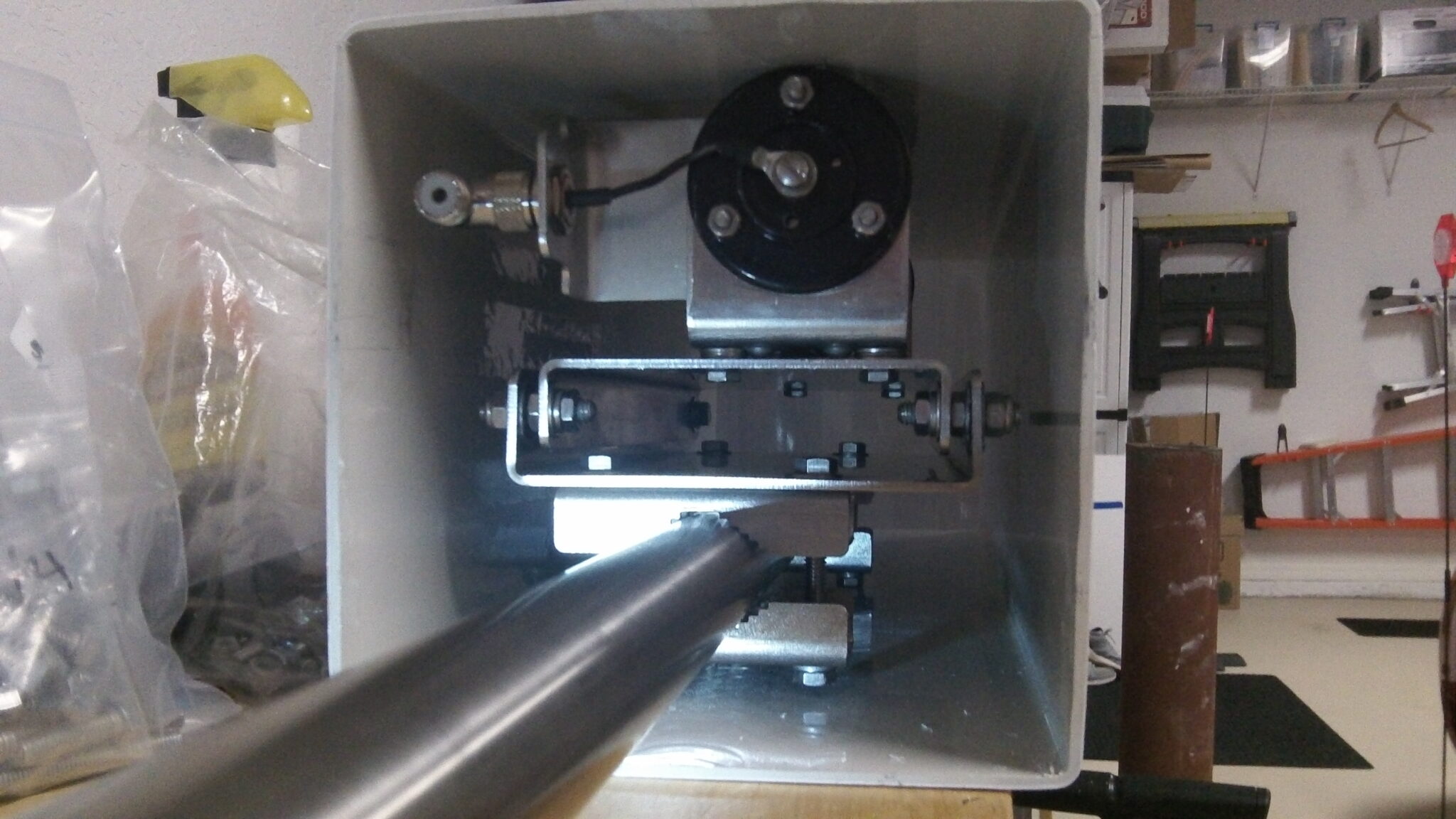 A Flagpole Antenna Project for Residential Settings