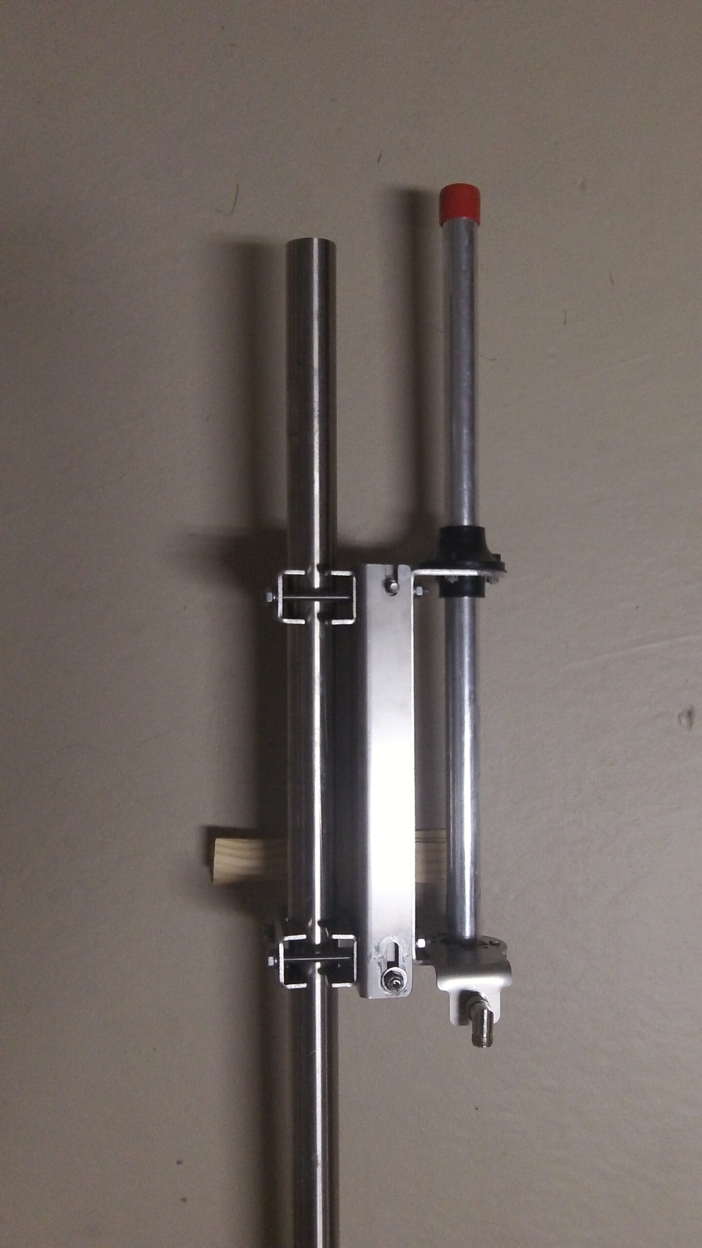 A Flagpole Antenna Project for Residential Settings